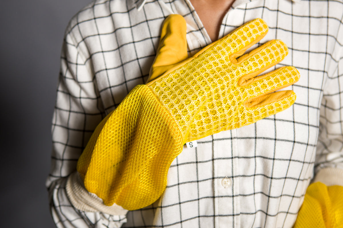 Premium Triple Ventilated Bee Gloves – BeeHive Guys